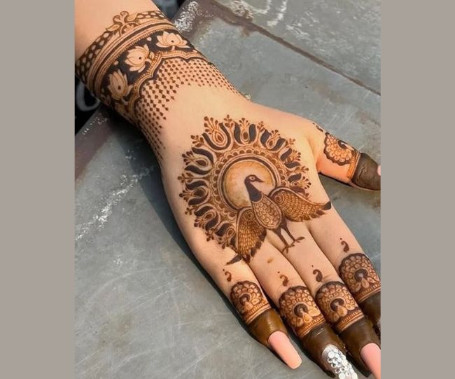 Basant Panchami 2025 Mehndi Design: वसंत पंचमी पर हाथों की शोभा ... Basant Panchami 2025 Mehndi Design: वसंत पंचमी पर हाथों की शोभा ...